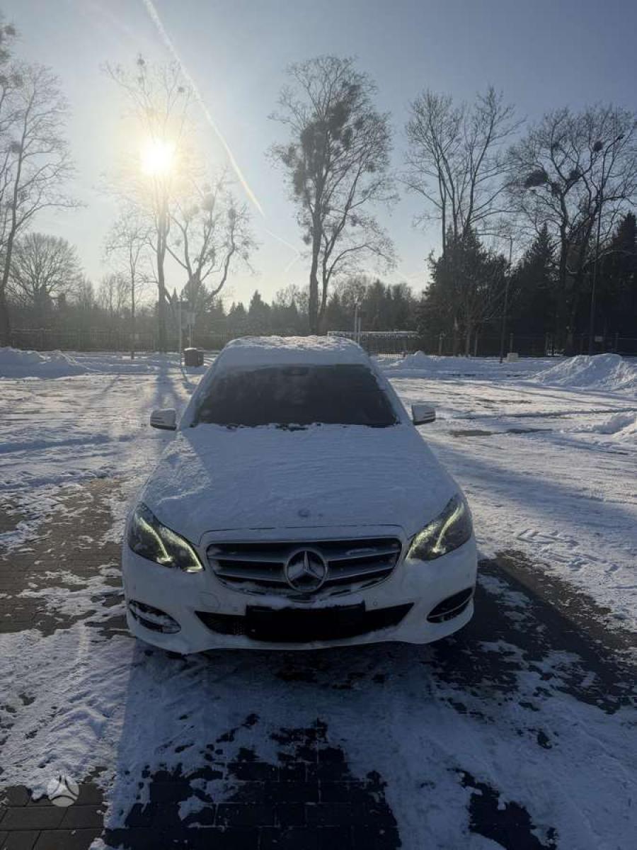 Balts Mercedes-Benz E 220 2014 Kauņa, ar dzinēja tilpumu 2.14 L un nobraukumu 295 tūkst. km par 8999 €, foto 2 vietnē AUTOMOTO.COM.LV