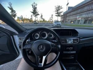 White Mercedes-Benz E 220 2014 in Klaipeda, with an engine capacity of 2.10 L and mileage of 222 thousand km for 10400 €, photo 12 on AUTOMOTO.COM.LV