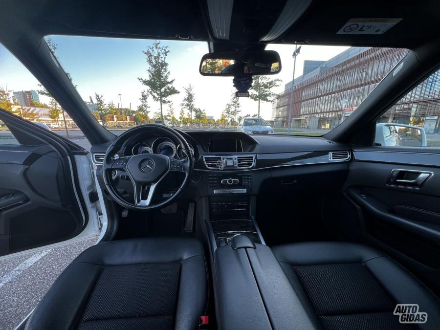 White Mercedes-Benz E 220 2014 in Klaipeda, with an engine capacity of 2.10 L and mileage of 222 thousand km for 10400 €, photo 13 on AUTOMOTO.COM.LV