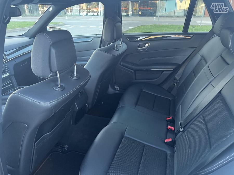 White Mercedes-Benz E 220 2014 in Klaipeda, with an engine capacity of 2.10 L and mileage of 222 thousand km for 10400 €, photo 14 on AUTOMOTO.COM.LV
