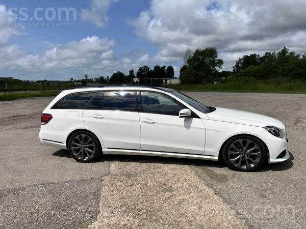 Balts Mercedes-Benz E 220 2014 Liepāja, ar dzinēja tilpumu 2.20 L un nobraukumu 306 tūkst. km par 7900 €, foto 2 vietnē AUTOMOTO.COM.LV