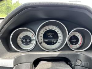 Белый Мерседес E 220 2014 в Лиепая, объемом двигателя 2.20 л и пробегом 306 тыс. км за 7900 €, фото 9 на AUTOMOTO.COM.LV