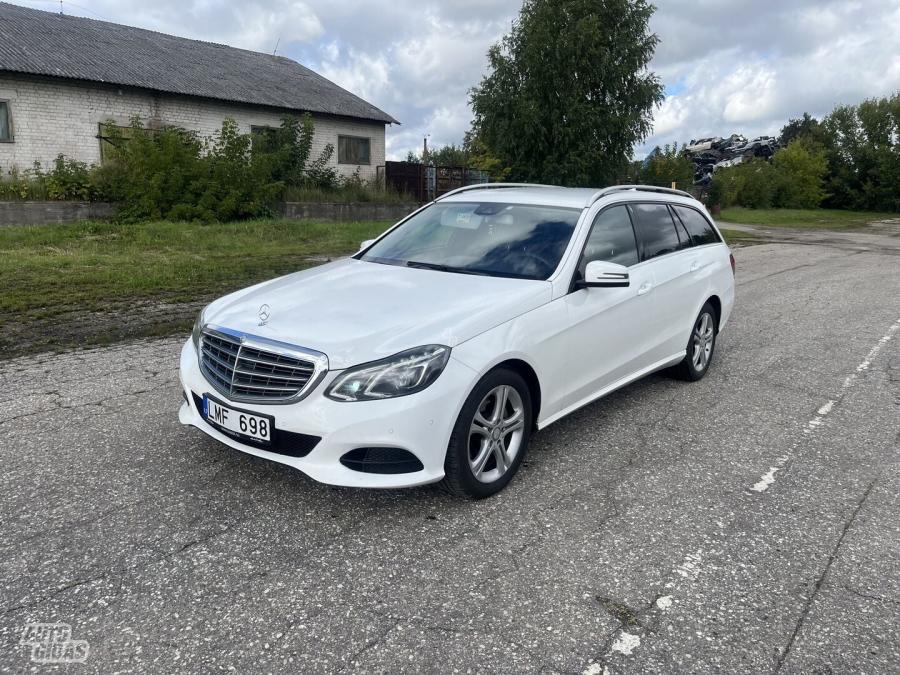 Balts Mercedes-Benz E 220 2014 Panevēža, ar dzinēja tilpumu 2.20 L un nobraukumu 515 tūkst. km par 5750 €, foto 1 vietnē AUTOMOTO.COM.LV