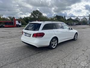 Balts Mercedes-Benz E 220 2014 Panevēža, ar dzinēja tilpumu 2.20 L un nobraukumu 515 tūkst. km par 5750 €, foto 5 vietnē AUTOMOTO.COM.LV