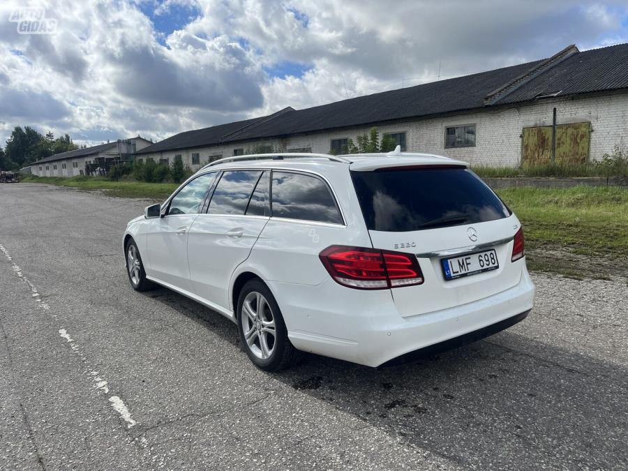 Balts Mercedes-Benz E 220 2014 Panevēža, ar dzinēja tilpumu 2.20 L un nobraukumu 515 tūkst. km par 5750 €, foto 7 vietnē AUTOMOTO.COM.LV
