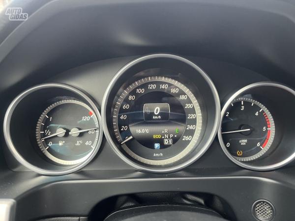 Мерседес E 220 2014 в Паневежис на AUTOMOTO.COM.LV Белый Мерседес E 220 2014 в Паневежис, объемом двигателя 2.20 л и пробегом 515 тыс. км за 5750 €, фото 10 на AUTOMOTO.COM.LV