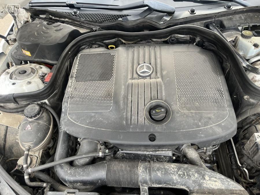 Balts Mercedes-Benz E 220 2014 Panevēža, ar dzinēja tilpumu 2.20 L un nobraukumu 515 tūkst. km par 5750 €, foto 11 vietnē AUTOMOTO.COM.LV