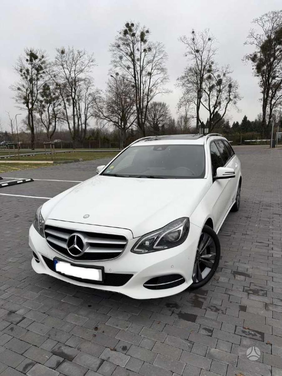 White Mercedes-Benz E 220 2015 in Kaunas, with an engine capacity of 2.14 L and mileage of 295 thousand km for 9399 €, photo 1 on AUTOMOTO.COM.LV