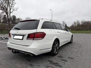 White Mercedes-Benz E 220 2015 in Kaunas, with an engine capacity of 2.14 L and mileage of 295 thousand km for 9399 €, photo 10 on AUTOMOTO.COM.LV