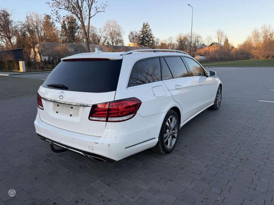 Balts Mercedes-Benz E 220 2015 Kauņa, ar dzinēja tilpumu 2.14 L un nobraukumu 295 tūkst. km par 9999 €, foto 5 vietnē AUTOMOTO.COM.LV