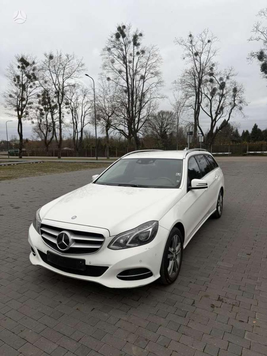 Balts Mercedes-Benz E 220 2015 Kauņa, ar dzinēja tilpumu 2.14 L un nobraukumu 295 tūkst. km par 9999 €, foto 4 vietnē AUTOMOTO.COM.LV