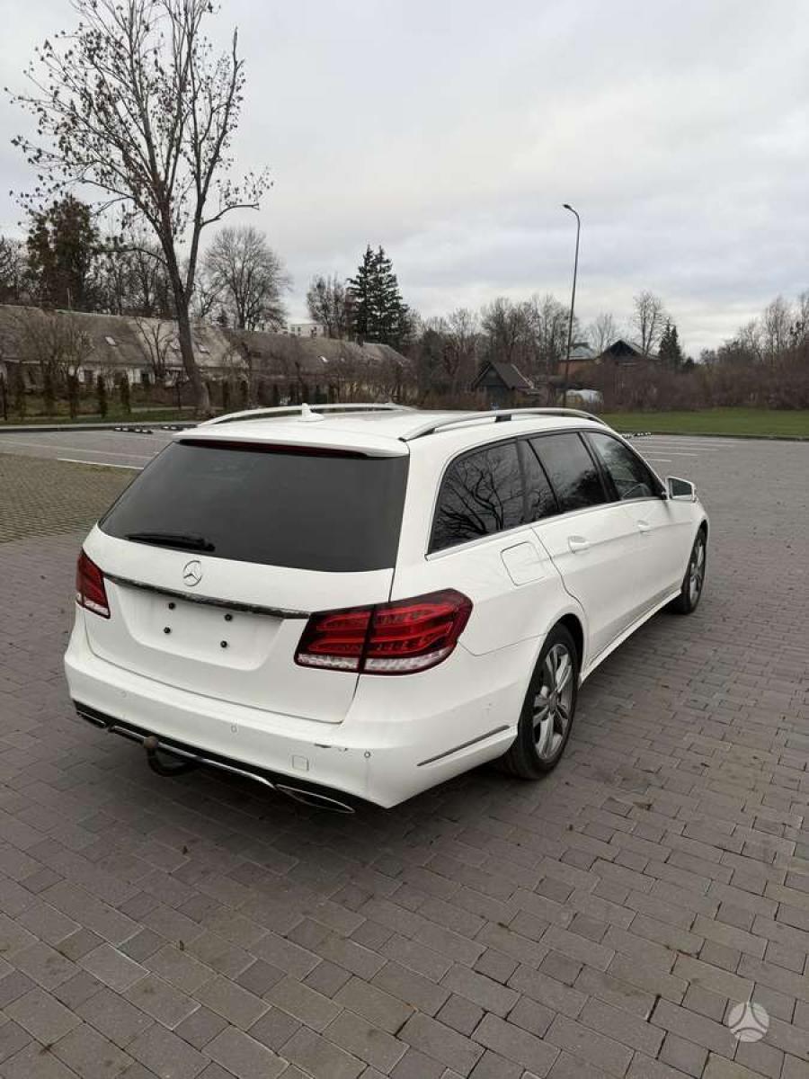 Balts Mercedes-Benz E 220 2015 Kauņa, ar dzinēja tilpumu 2.14 L un nobraukumu 295 tūkst. km par 9999 €, foto 5 vietnē AUTOMOTO.COM.LV