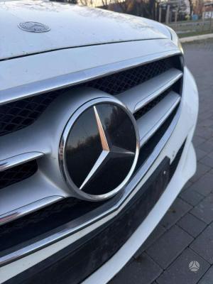 Balts Mercedes-Benz E 220 2015 Kauņa, ar dzinēja tilpumu 2.14 L un nobraukumu 295 tūkst. km par 9999 €, foto 13 vietnē AUTOMOTO.COM.LV