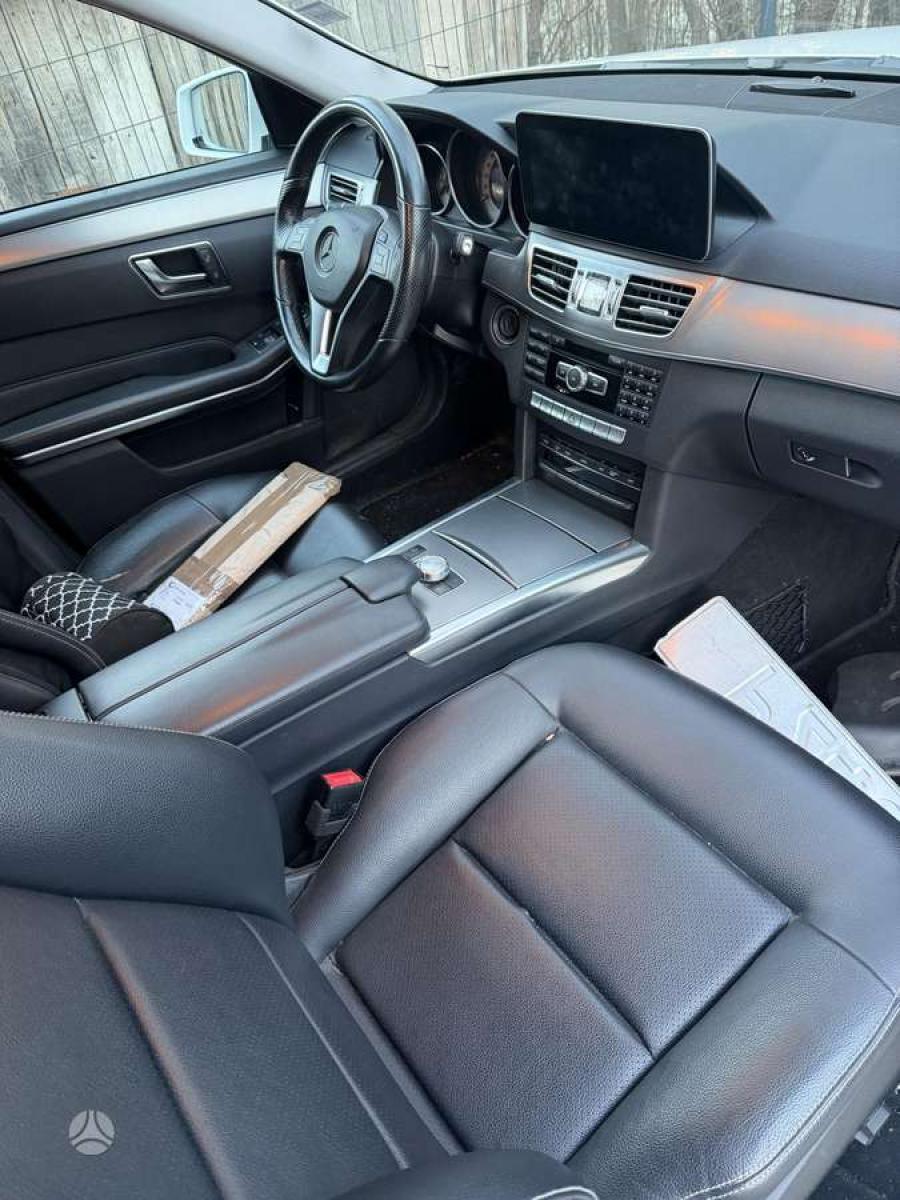 Balts Mercedes-Benz E 220 2015 Kauņa, ar dzinēja tilpumu 2.14 L un nobraukumu 295 tūkst. km par 9999 €, foto 22 vietnē AUTOMOTO.COM.LV
