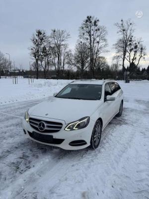White Mercedes-Benz E 220 2015 in Kaunas, with an engine capacity of 2.14 L and mileage of 285 thousand km for 9899 €, photo 5 on AUTOMOTO.COM.LV