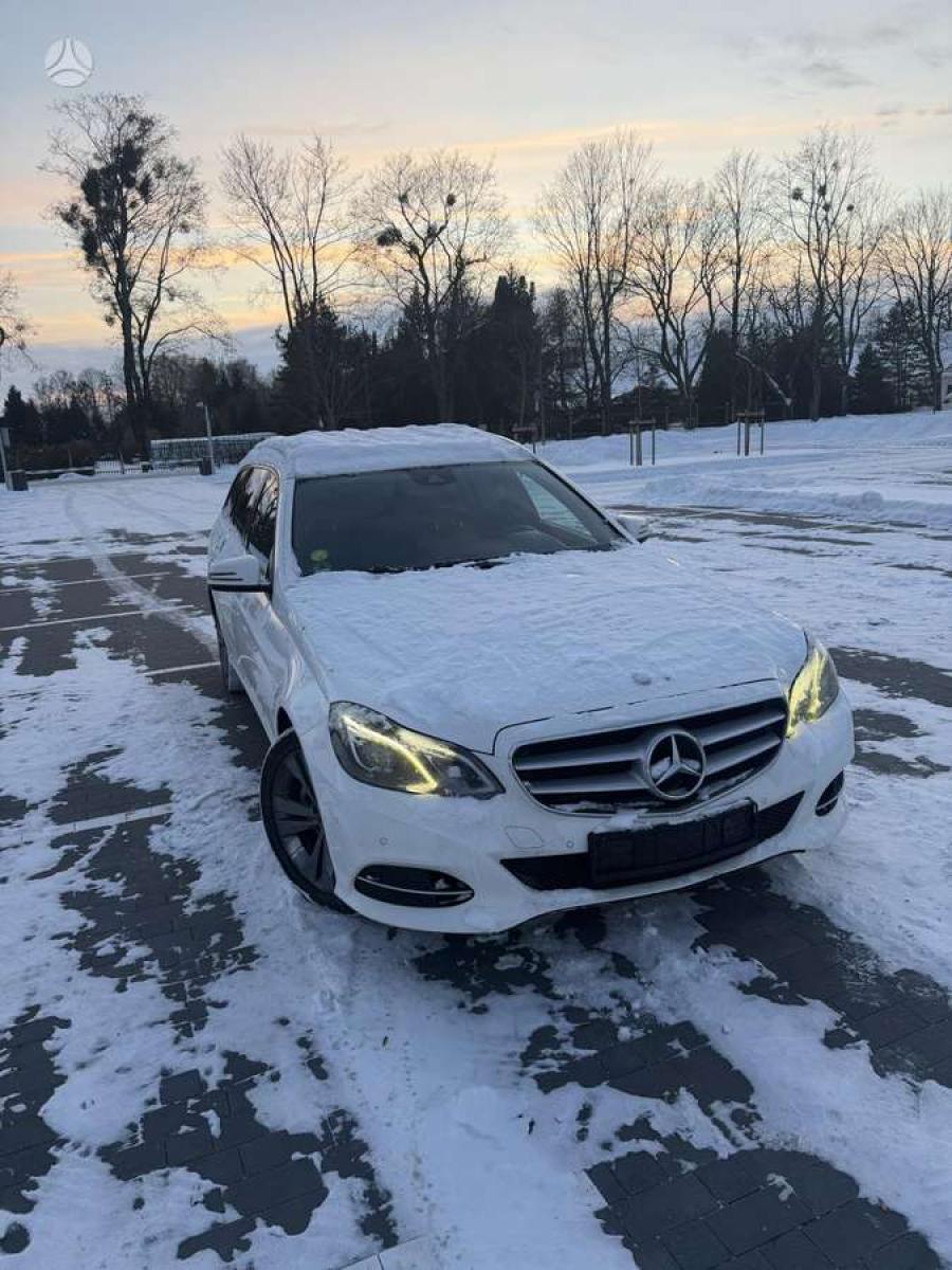 White Mercedes-Benz E 220 2015 in Kaunas, with an engine capacity of 2.14 L and mileage of 295 thousand km for 9450 €, photo 1 on AUTOMOTO.COM.LV