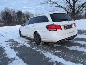 White Mercedes-Benz E 220 2015 in Kaunas, with an engine capacity of 2.14 L and mileage of 295 thousand km for 9450 €, photo 8 on AUTOMOTO.COM.LV
