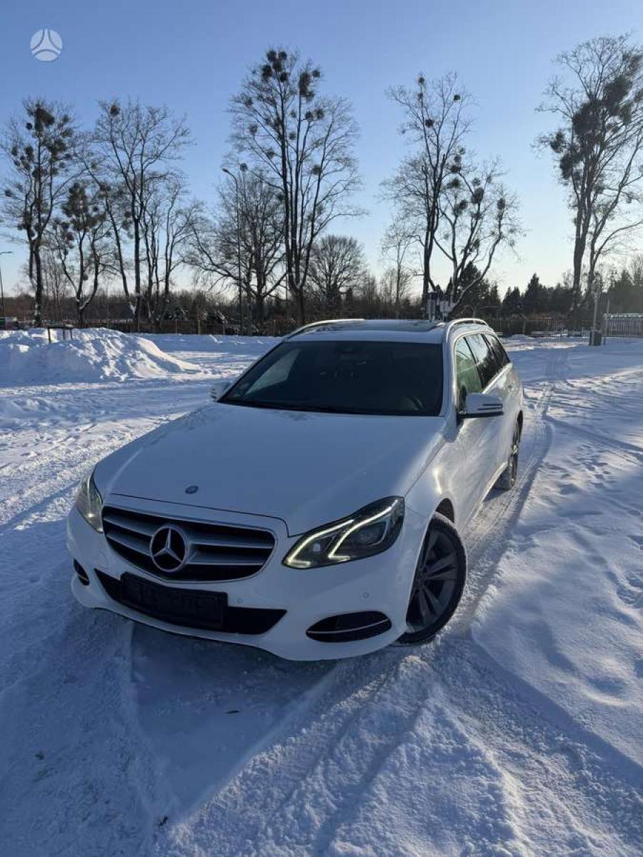 White Mercedes-Benz E 220 2015 in Kaunas, with an engine capacity of 2.14 L and mileage of 295 thousand km for 9300 €, photo 1 on AUTOMOTO.COM.LV