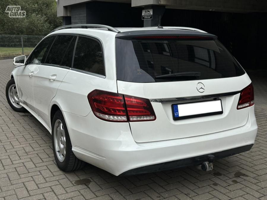 Balts Mercedes-Benz E 220 2015 Kauņa, ar dzinēja tilpumu 2.10 L un nobraukumu 600 tūkst. km par 4500 €, foto 4 vietnē AUTOMOTO.COM.LV