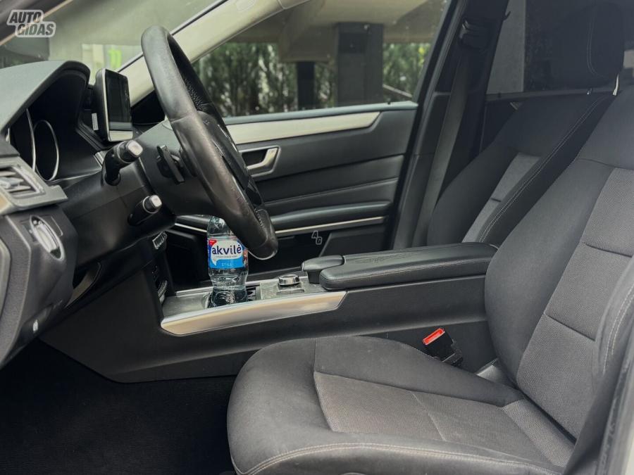 Balts Mercedes-Benz E 220 2015 Kauņa, ar dzinēja tilpumu 2.10 L un nobraukumu 600 tūkst. km par 4500 €, foto 12 vietnē AUTOMOTO.COM.LV