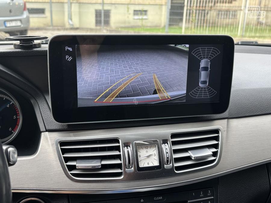 Balts Mercedes-Benz E 220 2015 Kauņa, ar dzinēja tilpumu 2.10 L un nobraukumu 600 tūkst. km par 4500 €, foto 16 vietnē AUTOMOTO.COM.LV