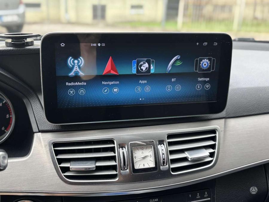 Белый Мерседес E 220 2015 в Каунас, объемом двигателя 2.14 л и пробегом 600 тыс. км за 4500 €, фото 16 на AUTOMOTO.COM.LV