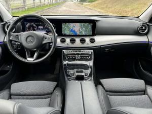 Белый Мерседес E 220 2016 в Каунас, объемом двигателя 1.95 л и пробегом 234 тыс. км за 14900 €, фото 9 на AUTOMOTO.COM.LV