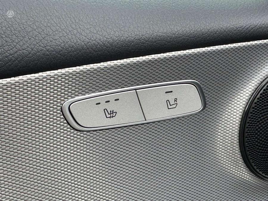 Белый Мерседес E 220 2016 в Каунас, объемом двигателя 1.95 л и пробегом 234 тыс. км за 14900 €, фото 16 на AUTOMOTO.COM.LV