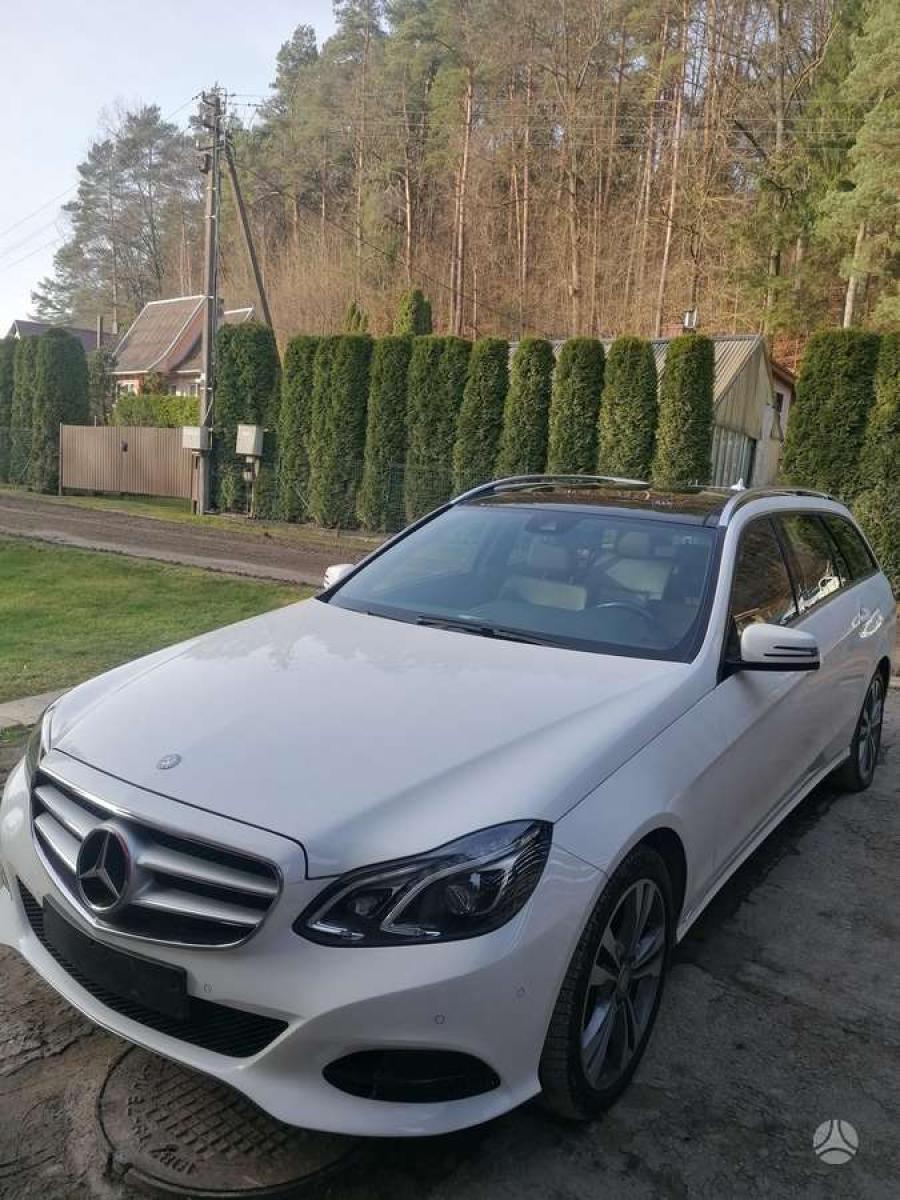 Balts Mercedes-Benz E 220 2016 Kauņa, ar dzinēja tilpumu 2.14 L un nobraukumu 300 tūkst. km par 10200 €, foto 3 vietnē AUTOMOTO.COM.LV