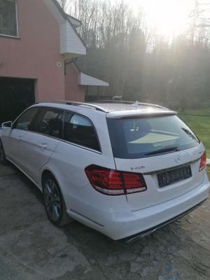 Balts Mercedes-Benz E 220 2016 Kauņa, ar dzinēja tilpumu 2.14 L un nobraukumu 300 tūkst. km par 10200 €, foto 12 vietnē AUTOMOTO.COM.LV