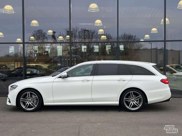 White Mercedes-Benz E 220 2017 in Kaunas, with an engine capacity of 2.00 L and mileage of 100 thousand km for 30424 €, photo 6 on AUTOMOTO.COM.LV