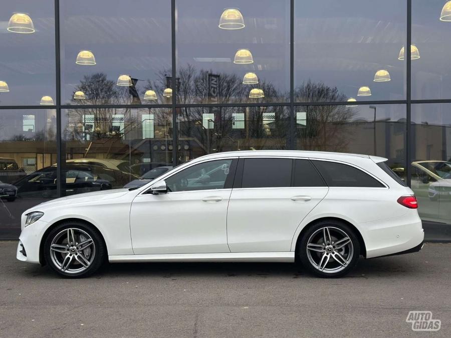 White Mercedes-Benz E 220 2017 in Kaunas, with an engine capacity of 2.00 L and mileage of 100 thousand km for 30424 €, photo 6 on AUTOMOTO.COM.LV