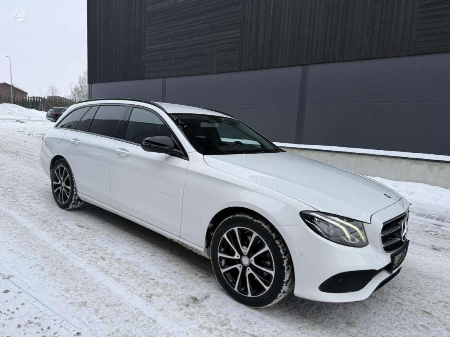 Balts Mercedes-Benz E 220 2017 Šauļi, ar dzinēja tilpumu 1.95 L un nobraukumu 320 tūkst. km par 9900 €, foto 1 vietnē AUTOMOTO.COM.LV