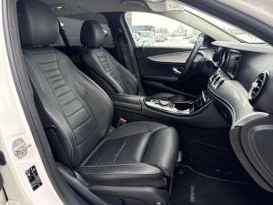 Balts Mercedes-Benz E 220 2017 Šauļi, ar dzinēja tilpumu 1.95 L un nobraukumu 320 tūkst. km par 9900 €, foto 11 vietnē AUTOMOTO.COM.LV