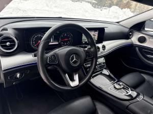 Balts Mercedes-Benz E 220 2017 Šauļi, ar dzinēja tilpumu 1.95 L un nobraukumu 320 tūkst. km par 9900 €, foto 15 vietnē AUTOMOTO.COM.LV