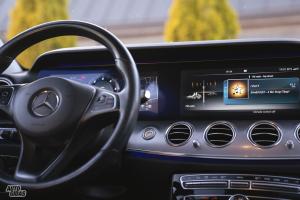 Белый Мерседес E 220 2017 в Вильнюс, объемом двигателя 2.00 л и пробегом 196 тыс. км за 20700 €, фото 21 на AUTOMOTO.COM.LV