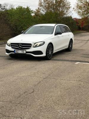 White Mercedes-Benz E 220 2018 in Riga, with an engine capacity of 2.00 L and mileage of 162 thousand km for 15000 €, photo 1 on AUTOMOTO.COM.LV
