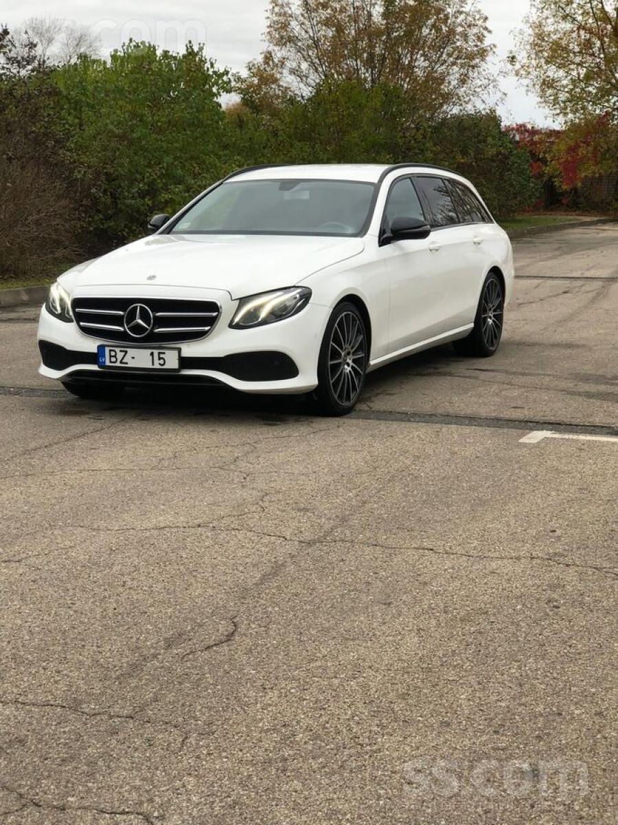 White Mercedes-Benz E 220 2018 in Riga, with an engine capacity of 2.00 L and mileage of 162 thousand km for 15000 €, photo 1 on AUTOMOTO.COM.LV