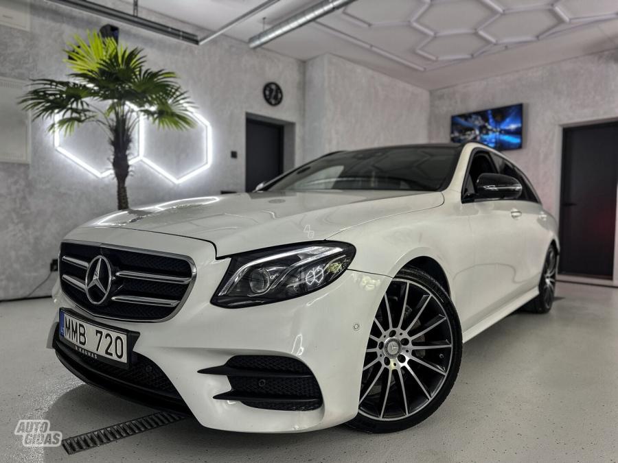 Белый Мерседес E 220 2018 в Каунас, объемом двигателя 2.20 л и пробегом 328 тыс. км за 14200 €, фото 1 на AUTOMOTO.COM.LV