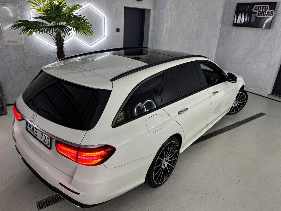 Белый Мерседес E 220 2018 в Каунас, объемом двигателя 2.20 л и пробегом 328 тыс. км за 14200 €, фото 13 на AUTOMOTO.COM.LV