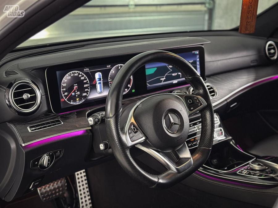 Белый Мерседес E 220 2018 в Каунас, объемом двигателя 2.20 л и пробегом 328 тыс. км за 14200 €, фото 22 на AUTOMOTO.COM.LV