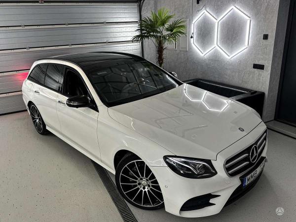 Белый Мерседес E 220 2018 в Каунас, объемом двигателя 2.00 л и пробегом 328 тыс. км за 14200 €, фото 7 на AUTOMOTO.COM.LV
