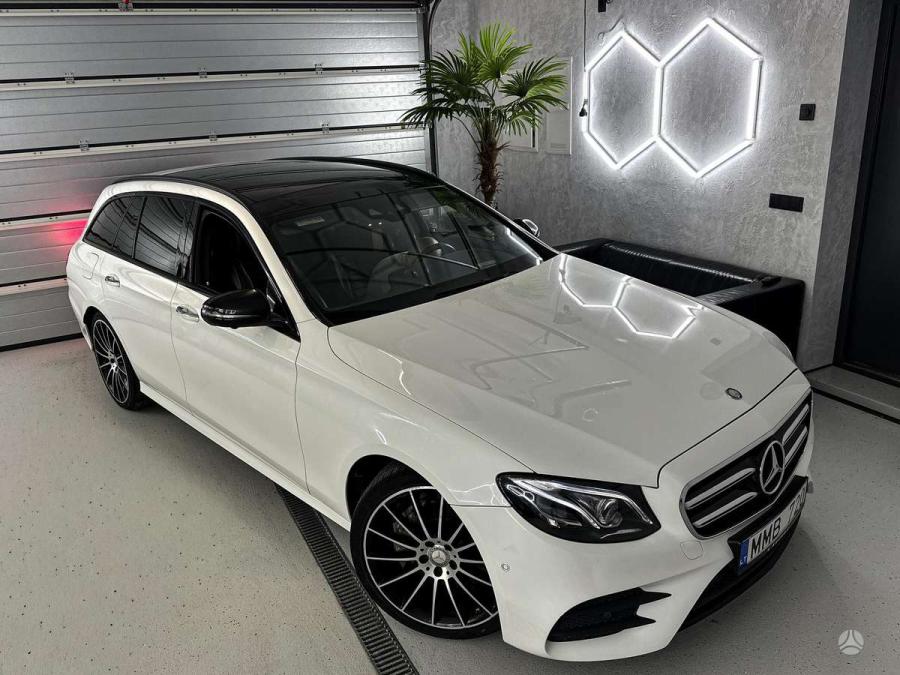 White Mercedes-Benz E 220 2018 in Kaunas, with an engine capacity of 2.00 L and mileage of 328 thousand km for 14200 €, photo 8 on AUTOMOTO.COM.LV