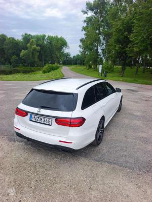 Balts Mercedes-Benz E 220 2018 Šakiai, ar dzinēja tilpumu 1.95 L un nobraukumu 447 tūkst. km par 15500 €, foto 12 vietnē AUTOMOTO.COM.LV
