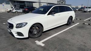 Белый Мерседес E 220 2018 в Вильнюс, объемом двигателя 1.95 л и пробегом 250 тыс. км за 19800 €, фото 9 на AUTOMOTO.COM.LV