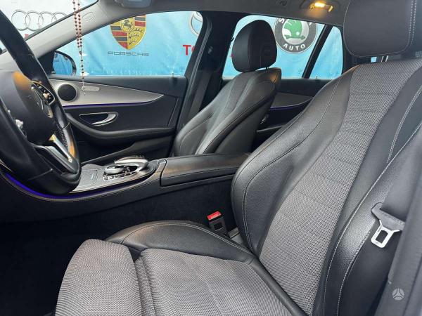 Белый Мерседес E 220 2019 в Шяуляй, объемом двигателя 1.95 л и пробегом 194 тыс. км за 21900 €, фото 11 на AUTOMOTO.COM.LV