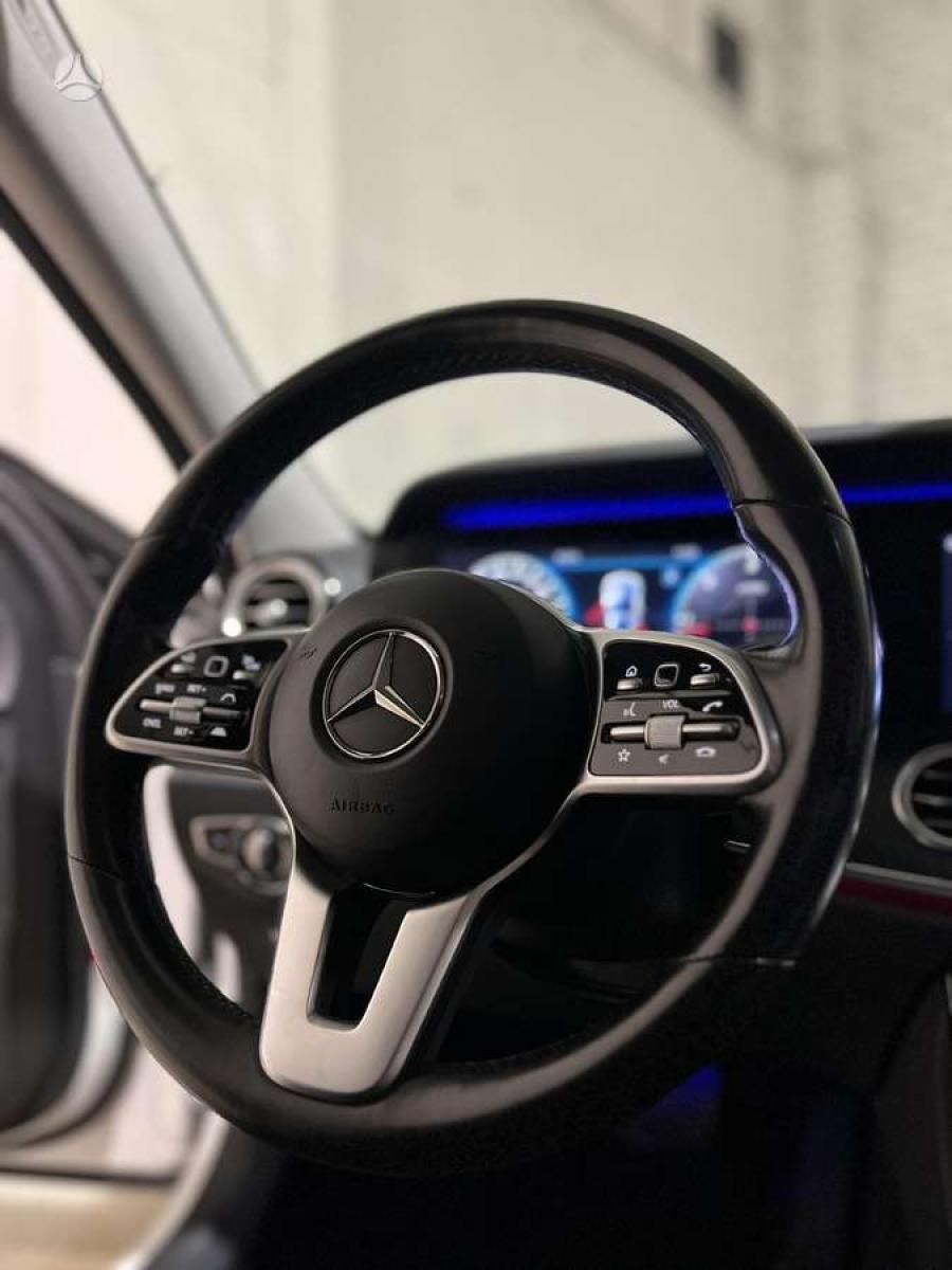 Balts Mercedes-Benz E 220 2019 Klaipėda, ar dzinēja tilpumu 1.95 L un nobraukumu 246 tūkst. km par 19999 €, foto 13 vietnē AUTOMOTO.COM.LV