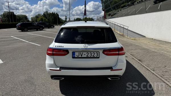 Balts Mercedes-Benz E 220 2019 Rīga, ar dzinēja tilpumu 2.00 L un nobraukumu 395 tūkst. km par 12499 €, foto 5 vietnē AUTOMOTO.COM.LV