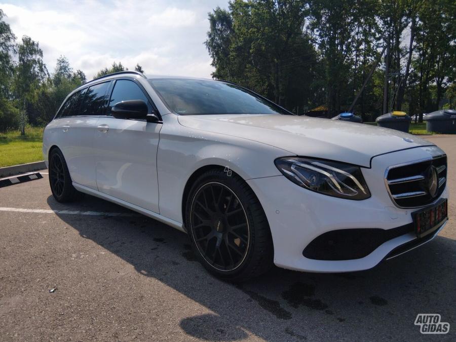 Balts Mercedes-Benz E 220 2020 Kaišiadorys, ar dzinēja tilpumu 1.90 L un nobraukumu 156 tūkst. km par 20990 €, foto 1 vietnē AUTOMOTO.COM.LV