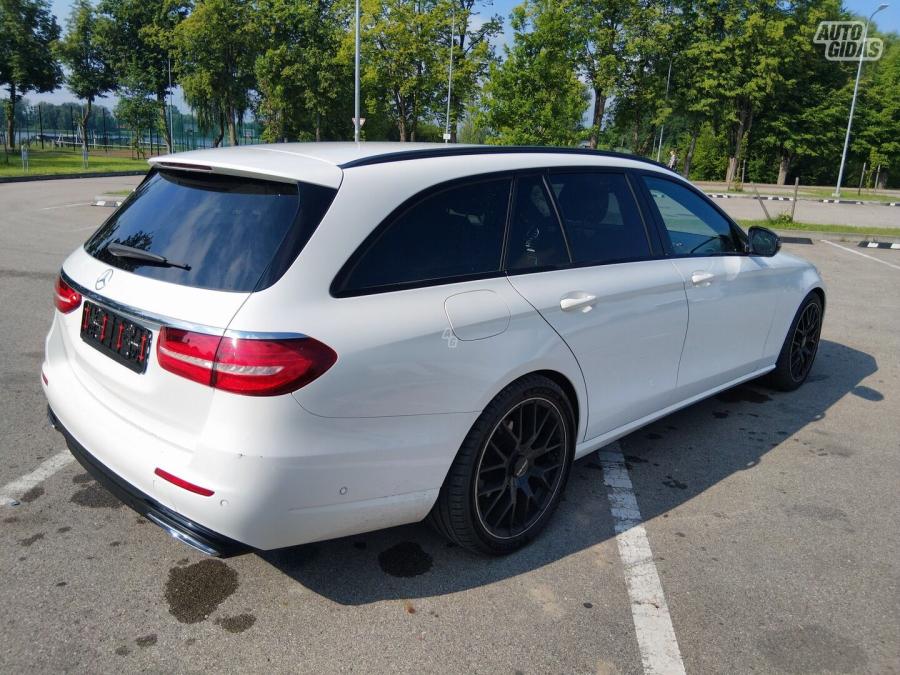 Balts Mercedes-Benz E 220 2020 Kaišiadorys, ar dzinēja tilpumu 1.90 L un nobraukumu 156 tūkst. km par 20990 €, foto 3 vietnē AUTOMOTO.COM.LV